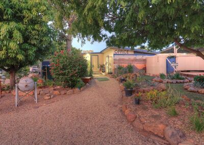 Gallery - Rubyvale Caravan Park