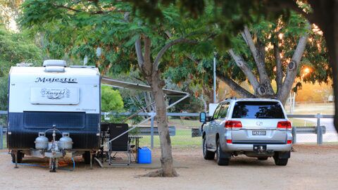 Caravan Sites - Rubyvale Caravan Park